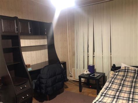 Комната небольшая но уютная Для одной девочки Все условия можно заселяться 8000 в мес