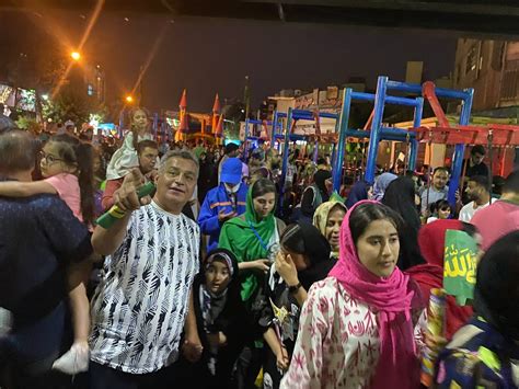 مهمونی ۱۰ کیلومتری غدیر؛ تهران غرق نور ولایت شد عکس خبرگزاری آنا