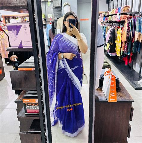 ঐতিহ্য সংস্কৃতি ও শৈল্পিক রুচির প্রতিফলন শাড়ি শুধু এক টুকরো কাপড় নয় এটি বাঙালির আবেগ