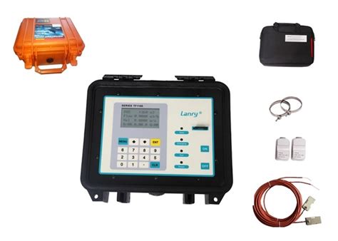 Lightweight Portable Ultrasonic Flow Meter Non Contacting Type Non Invasive Transducer