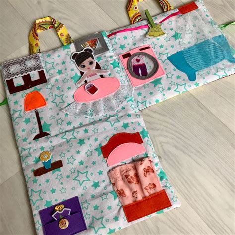 Домик сумочка из фетра для куклы в интернет магазине на Ярмарке Мастеров Кукольные домики