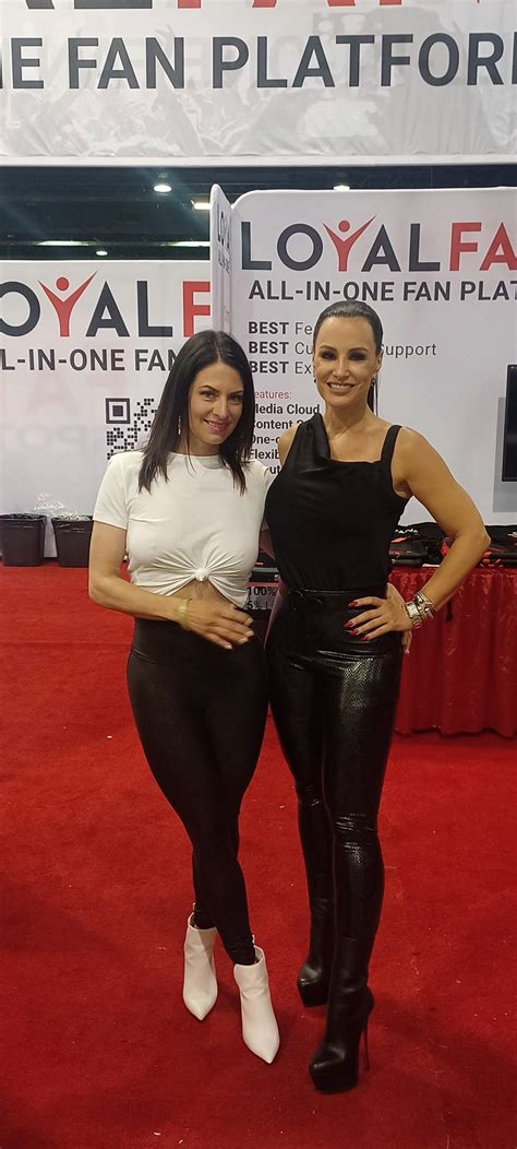 Nikki Dial On Twitter She Really Is As Delightful As They Come Thereallisaann You Make Me