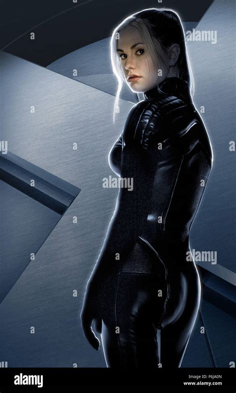 Anna Paquin Rogue Costume