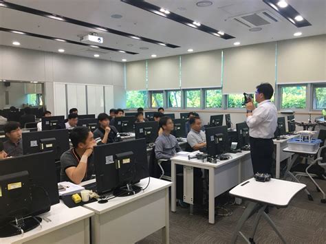 한국드론산업협회 드론 Drone 한전 Kdn 역사 발전과정 구조 원리 조종법 비행 Facebook