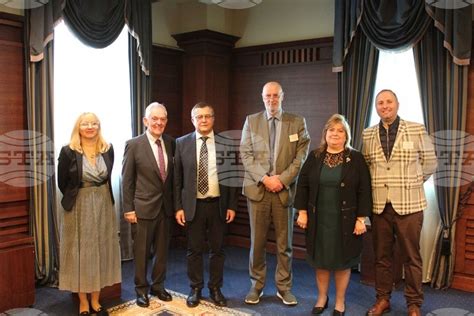 Ще осигурим по добър достъп до образование за деца със специални потребности каза