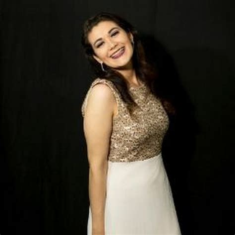 Patricia Bañuelos Youtube
