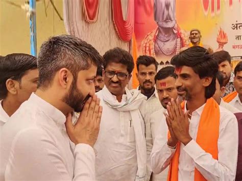 अजितदादांचे पुत्र जय पवारांनी घेतली मनोज जरांगेंची भेट कारण