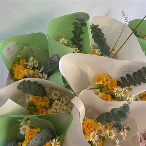 토이플라워스튜디오 화성꽃집 동탄2꽃집 영천동꽃집 동탄졸업식꽃다발 프로포즈 웨딩부케 플라워클래스 벌써 3년째 새학기마다 찾아주시는 목동초등학교 주문건💗 새로오신