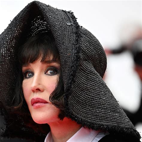Isabelle Adjani Mise En Examen Pour Escroquerie Depuis Octobre 2020