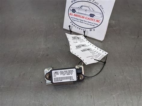 2002 05 Ford Thunderbird Side Impact Crash Sensor Module 1w6a 14b345