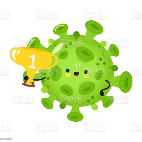 귀여운 재미있는 바이러스는 금 트로피 컵을 보유하고 있습니다 벡터 손으로 그린 만화 카와이 캐릭터 일러스트 레이 션 아이콘 흰색 배경에 고립되어 있습니다 우승자 트로피 컵을