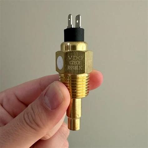 Jual Vdo Switch Temperature Genset 1 2 Npt 21 Mm Sender Sensor Jakarta Barat Digital