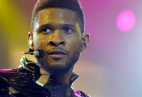 Los Chulos De Atzur Usher Live On Fire Sexier Than Ever