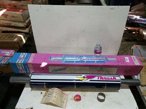 Rare Thrush Muffler With Printed Design Trice Auctions