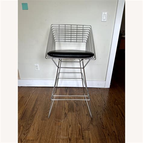 Chrome And Leather Bar Stool Aptdeco
