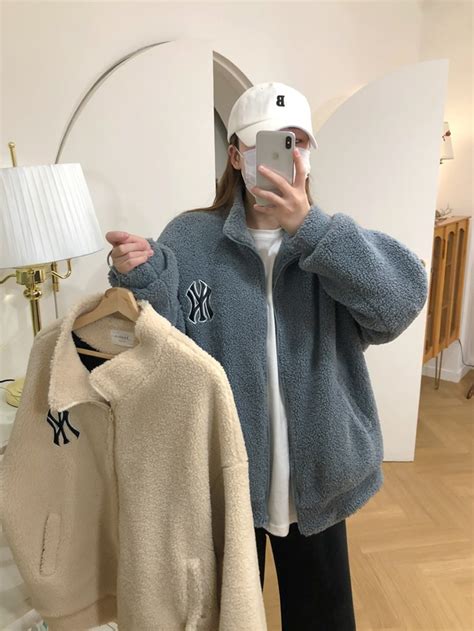 럽인업 Fw 교복템 플리스 자켓🐿 뽀송뽀송한 🐑양털이 귀염뽀짝 누빔과 도톰한 두께감으로 따땃하게