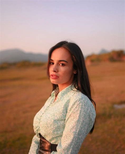 Anaya Waseem Medium