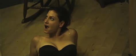 Голая Дженнифер Полански в Neverlost