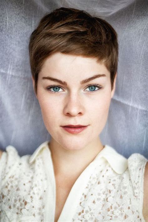 1000 Images About Pixie Hair On Pinterest Short Pixie Valorie Curry And Pixie Hairstyles