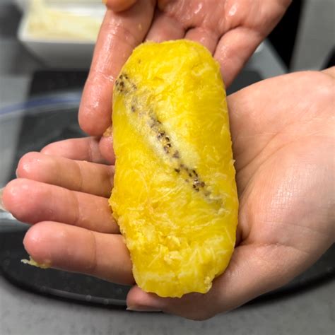 How To Make Colombian Aborrajados Tropibites
