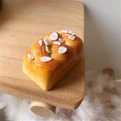 Cute Bread Keycaps Small Toasts Keycaps Personalized Esc Toast Keycaps 175u Esc Keycaps For