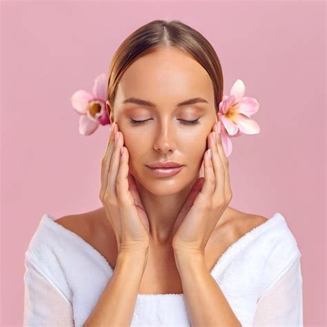 Premium Photo Young Woman Doing Facial Massage