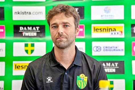 Fc Arouca Gonzalo GarcÍa Deixa Comando TÉcnico Dos Lobos RÁdio