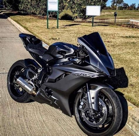 Yamaha R1 High Performance Sportbike Diseño De Moto Negra Mate