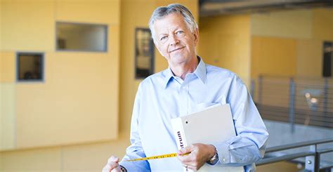 Lifetime Achievement Award Honors Distinguished Psychology Professor School Of Engineering