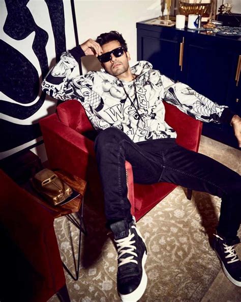 Karan Tacker Khakee The Bihar Chapter Star Karan Tacker Has His Style Game On Point