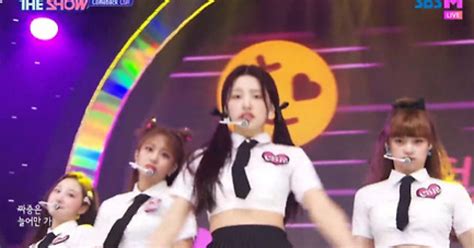 첫사랑 러브티콘 소녀美 가득 상큼 발랄 설렘 표현[더쇼]