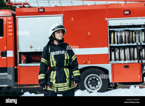 Female Firefighter Uniform Hi Res Stock Photography And Images Alamy