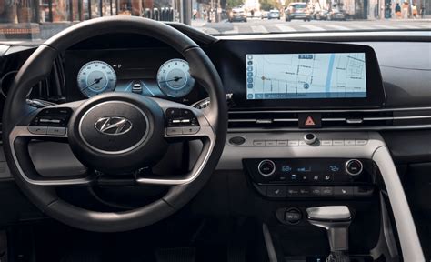 Hyundai Elantra Interior