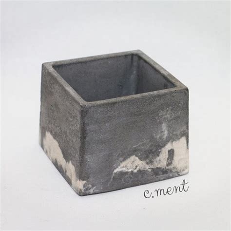 Small Cube Cment Creations