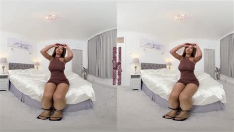 Jay Lazy Days In Copper Coloured Glossy Tights VR Porn Video VRPorn Com