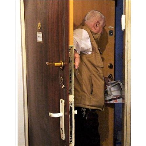 Свиха 300 бона от министър на Живков