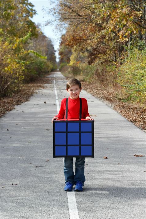 Easy And Cheap Rubix Cube Costume Rubix Cube Diy Halloween Costumes
