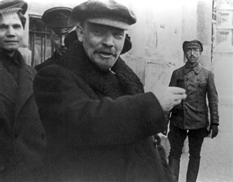 تصاویر کمتر دیده‌شده‌ از لنین