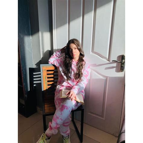 Latest Clicks Of Beautiful Actress Arisha Razi Khan Reviewit Pk