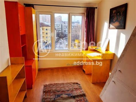 Офис София Център 12 кв м 150 лв Офис Друго 12 кв м Последен етаж Магазини Офиси