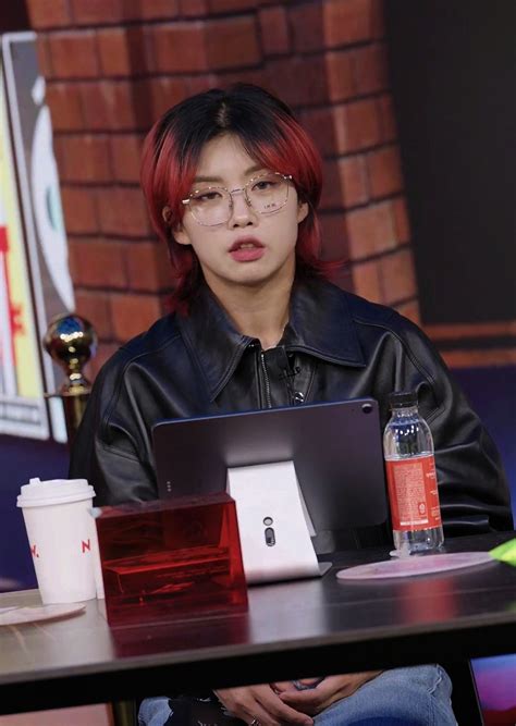 Pin By Lulgv On Famosos Hairstyles For Layered Hair Layered Hair Hair