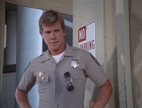Chips Jon 7 Mary 3 Ponch 7 Mary 4 — Some Animations Of Larry
