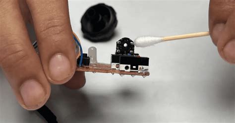 How To Repair A Broken Mouse Easily And Quickly Tech To Geek