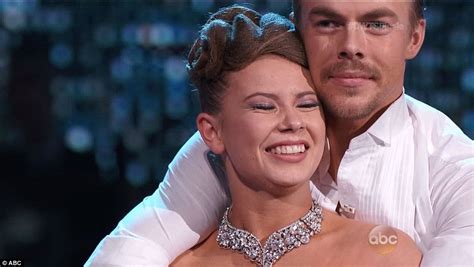 Bindi Irwin Wins Dancing With The Stars Coveted Mirrorball Trophy