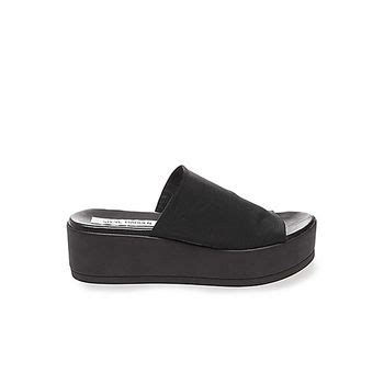 Steve Madden Is Bringing Back Their Black Chunky Slides