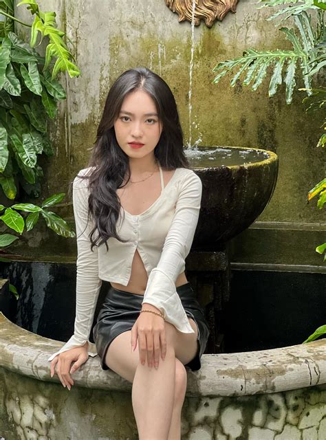 Nh Hotgirl G I Xinh Cute Ng Y U Nh T Girls Xinh Photo