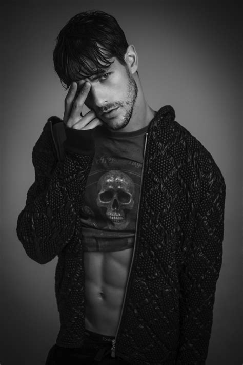 Exclusive Felipe Martins Captivates In Black Fashions For Ganzaro