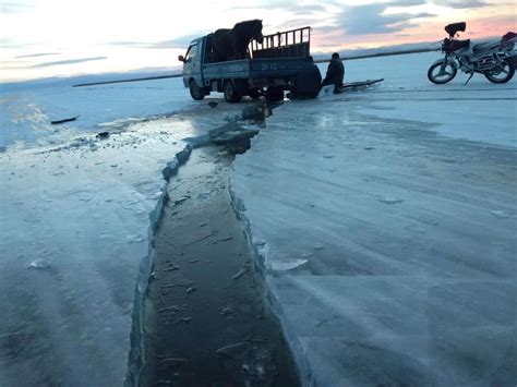 Хар Ус Далай нууранд цууралт үүсчээ Eguur Mn