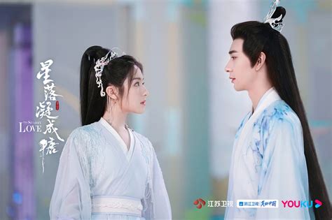 Kh N Gi Ph N Ng Th N O V I Vai Di N M I C A Tr N Tinh H C