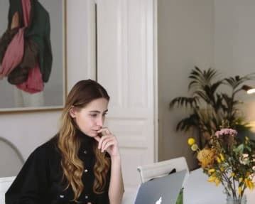 LaTeX CV TemplatesFor Who Why Examples